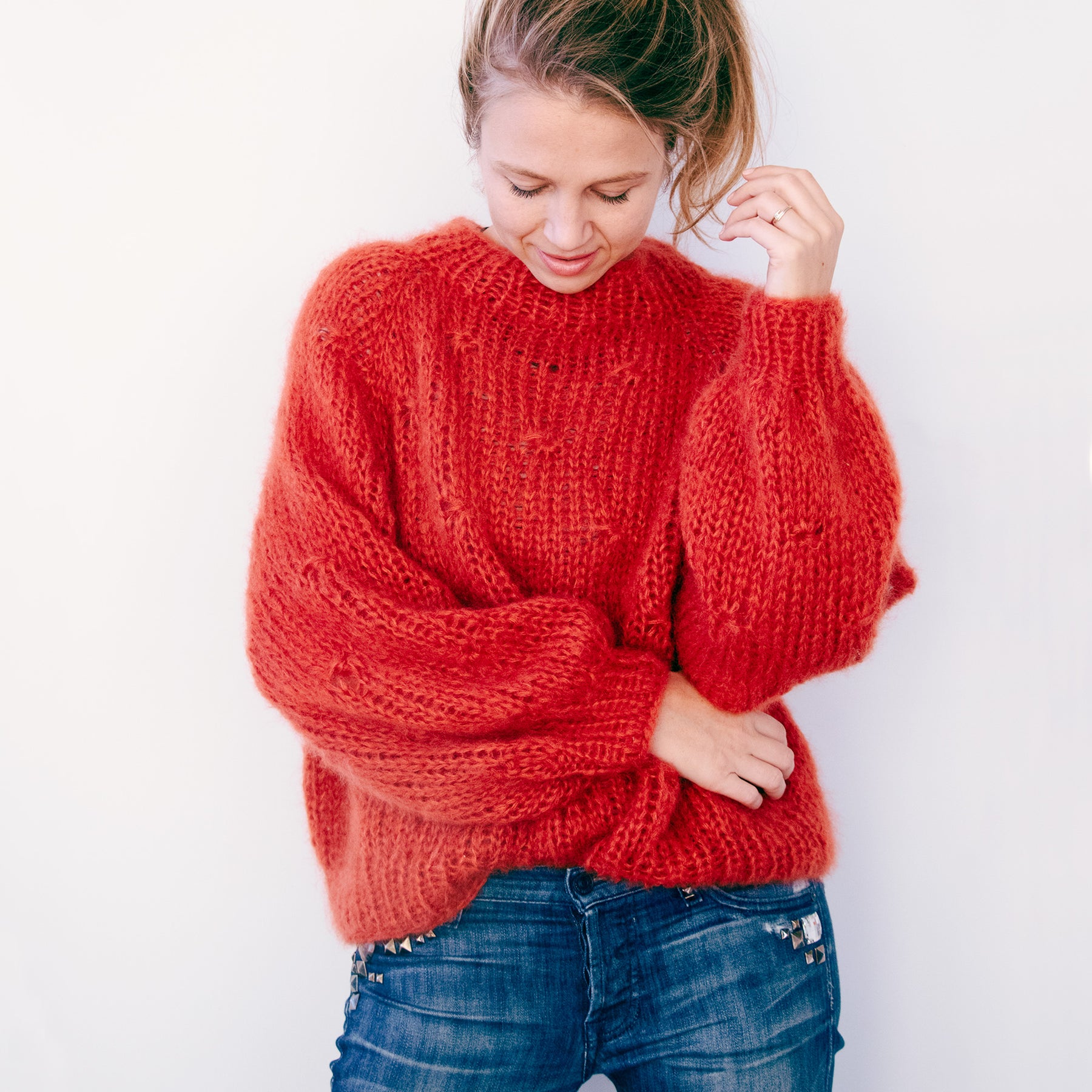 HANDMADE KNITS– CLUB KNIT