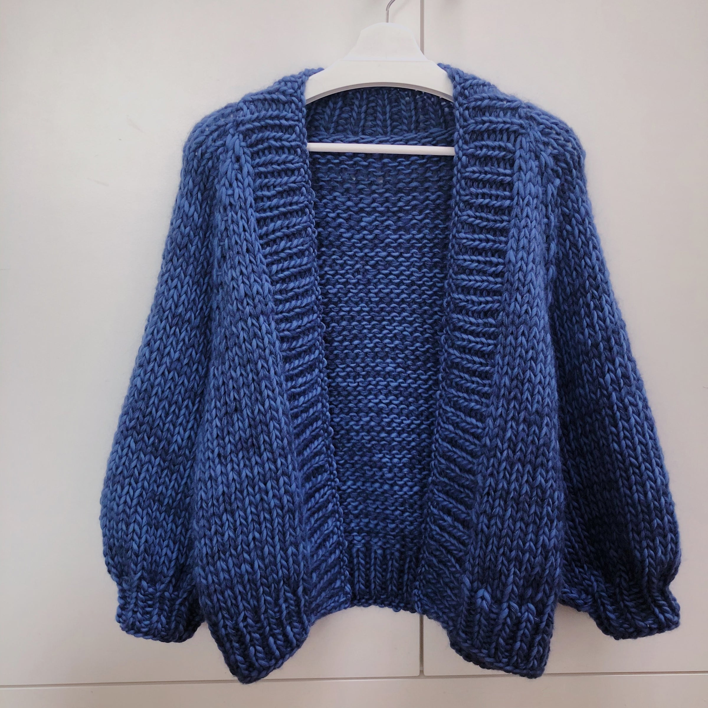 HANDMADE KNITS– CLUB KNIT