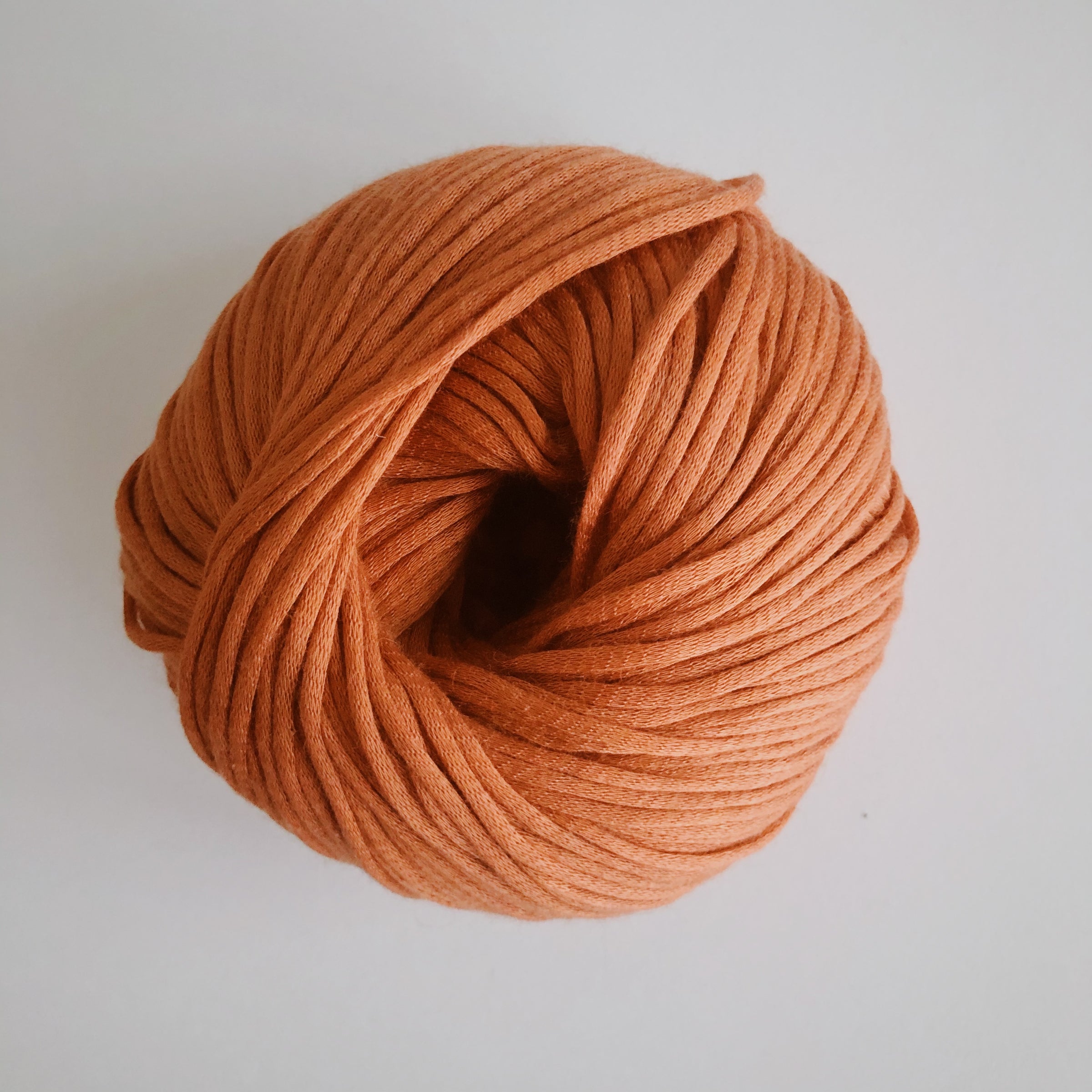 HANDMADE KNITS– CLUB KNIT